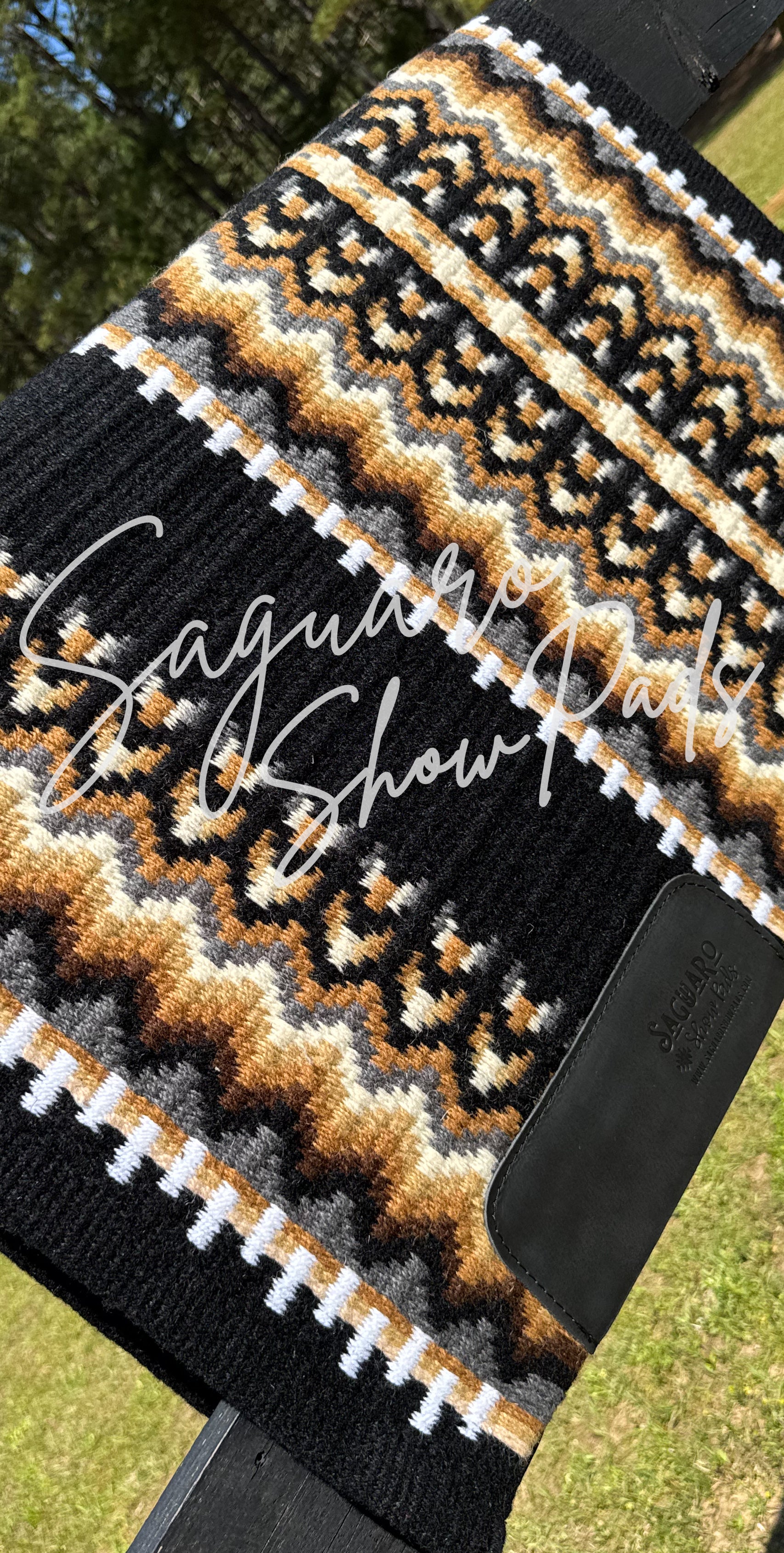 #6209 "Shannon" Show Pad – Saguaro Show Pads