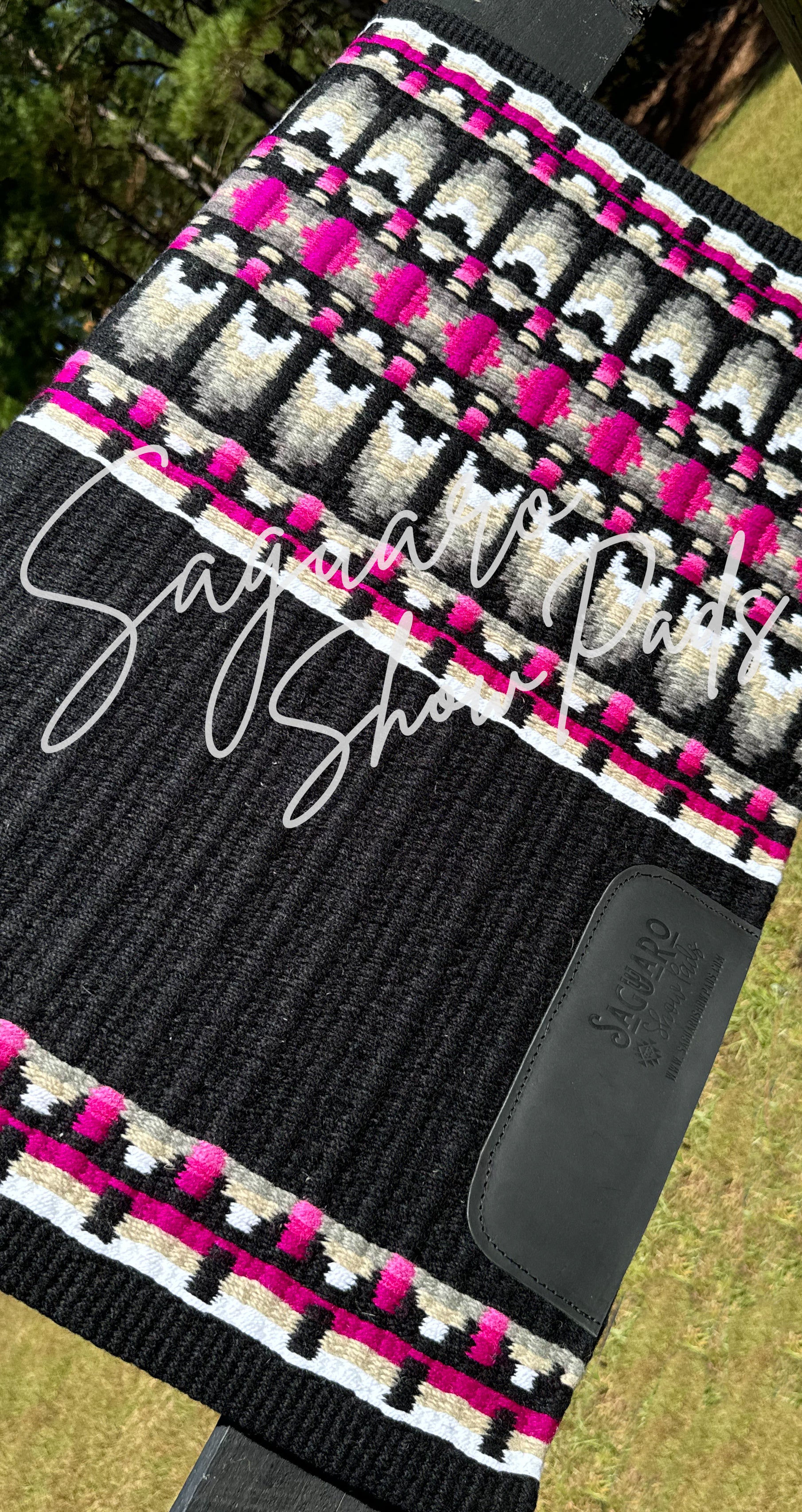 #4893 "Stella" Show Pad – Saguaro Show Pads