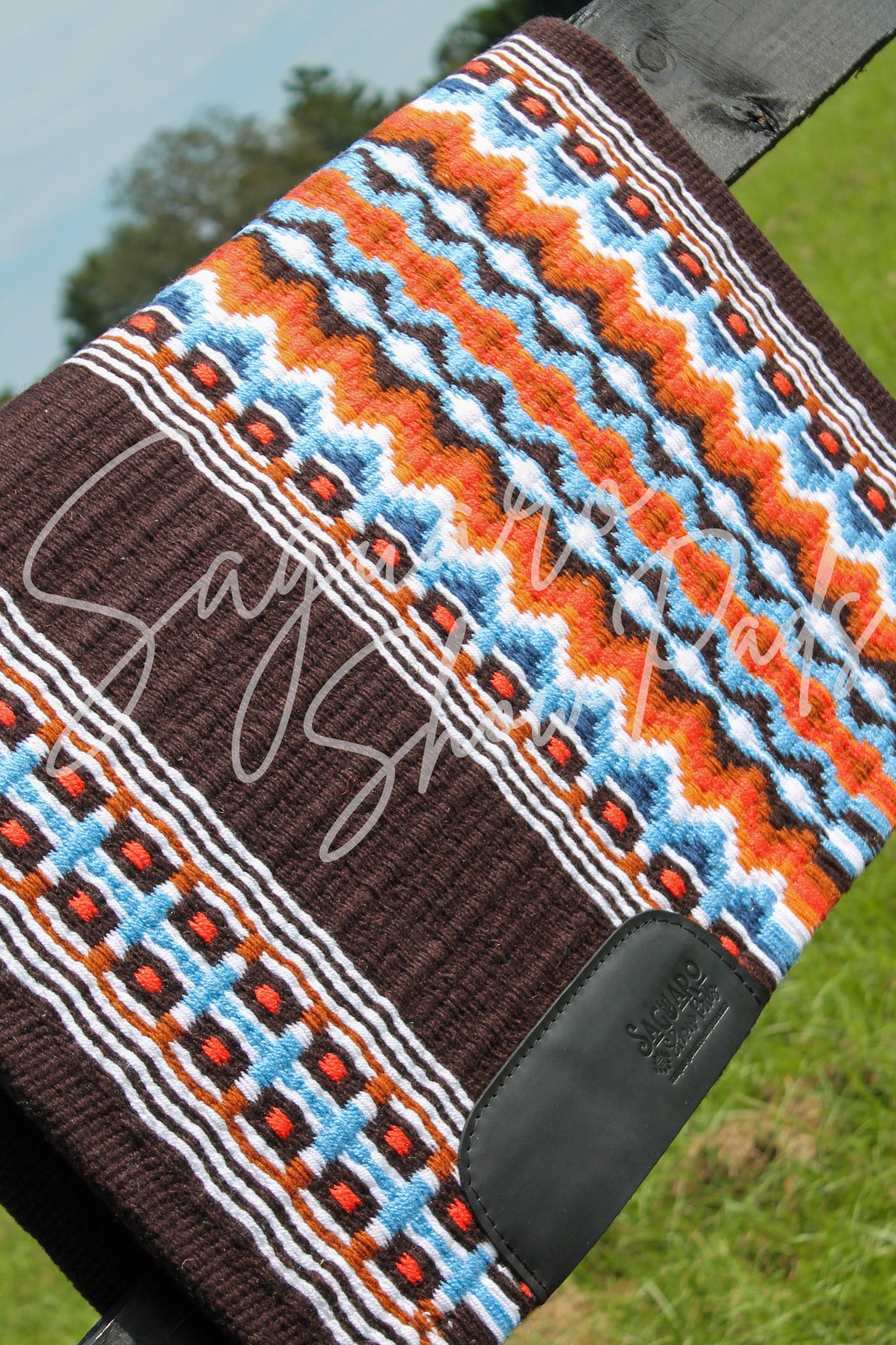 #2305 "Melrose” Show Pad – Saguaro Show Pads