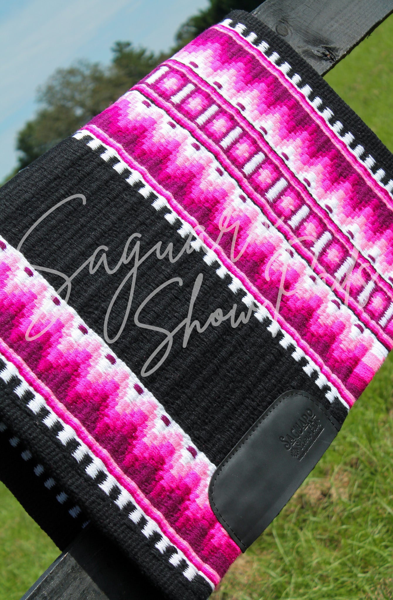 #2308 "Dallas” Show Pad – Saguaro Show Pads