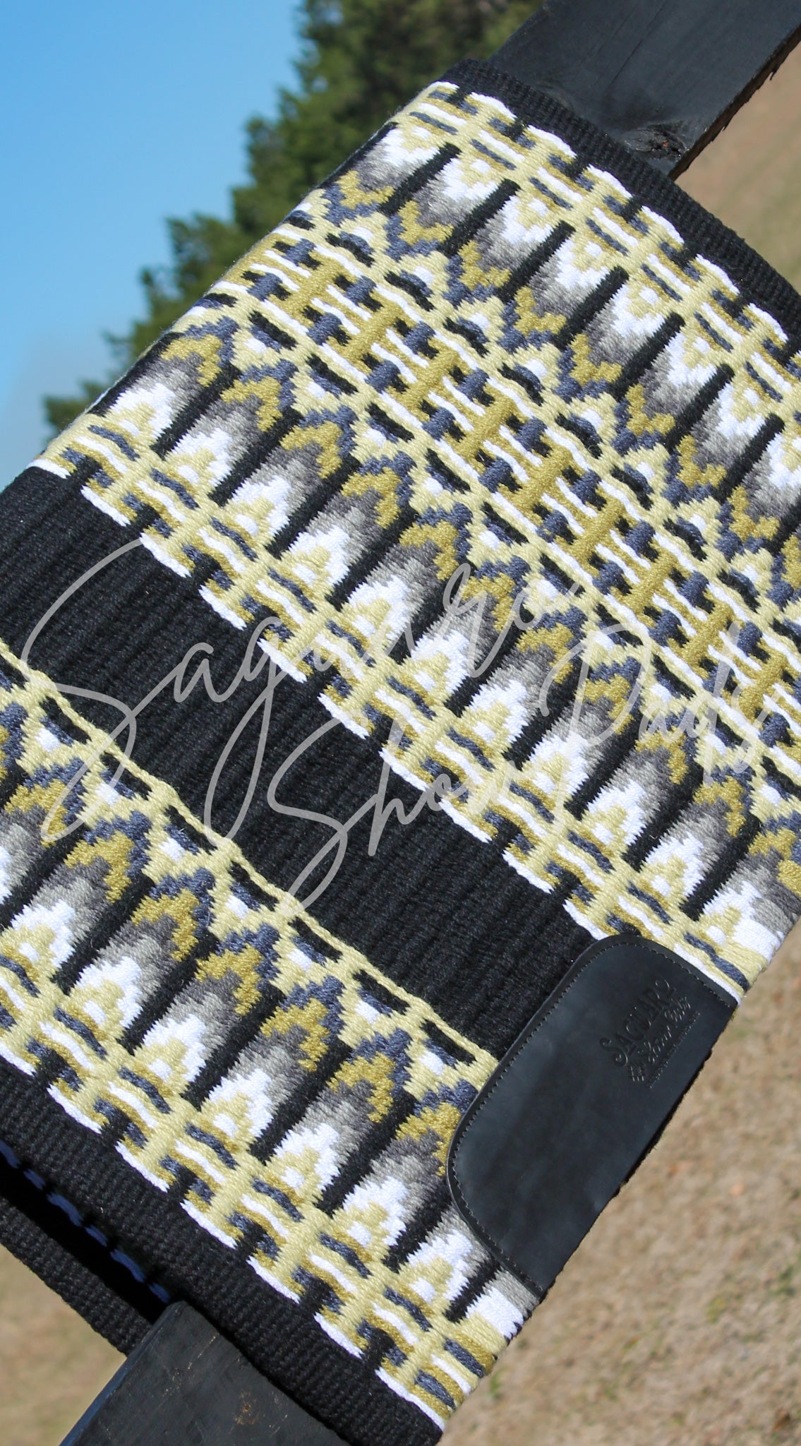 LAST CHANCE #2533 "Luke” Show Pad – Saguaro Show Pads